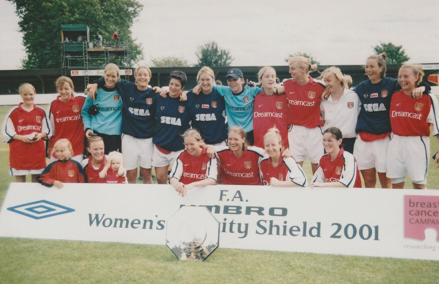 2001 charity shield