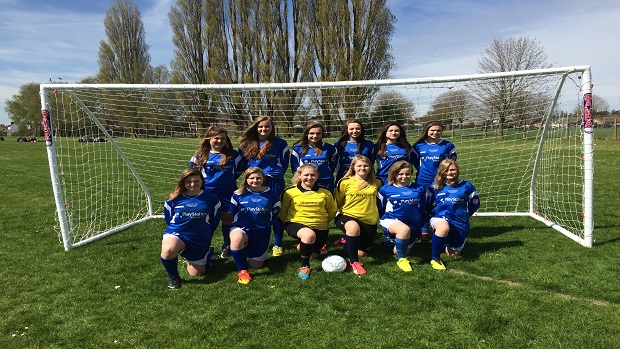 Didcot Girls School Aim For Third Successive Title - Berks & Bucks FA