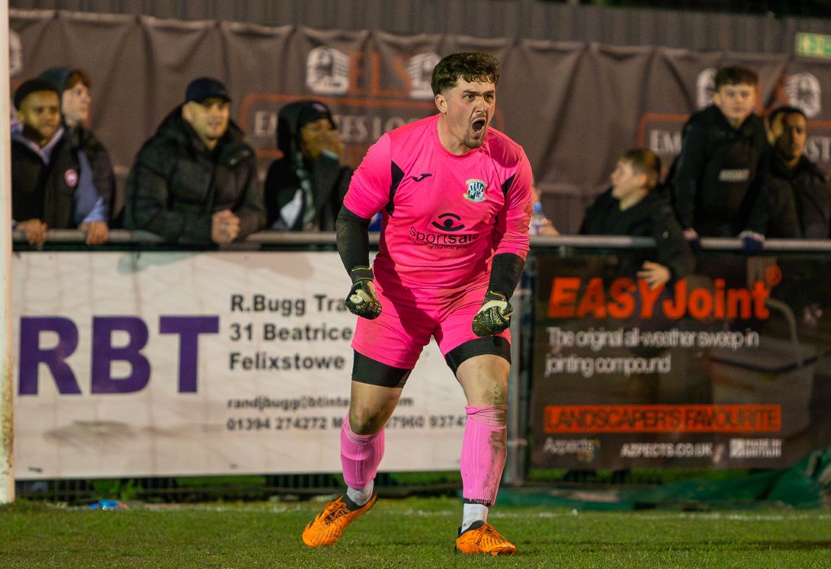 Penalty shoot-out win for Whitton - Suffolk FA