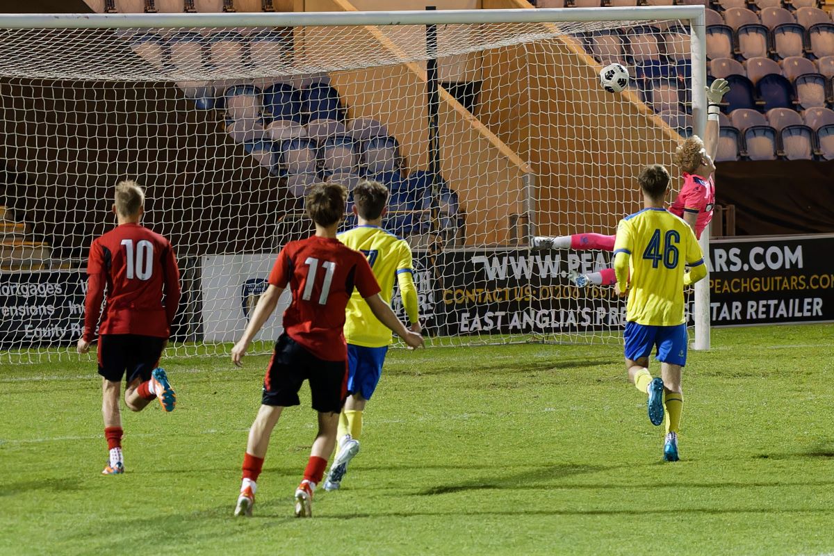 Needham win first U18 Midweek Cup - Suffolk FA