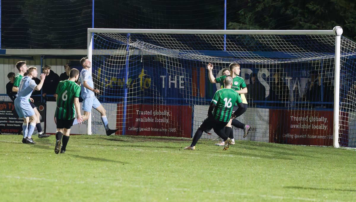 Green fires Laxfield to Primary Cup Final - Suffolk FA