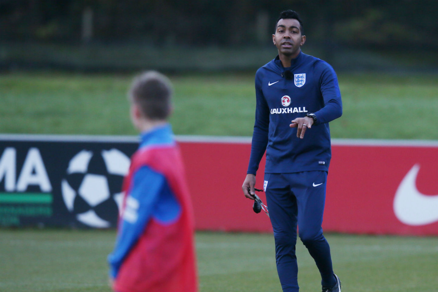 How England U15s play out from the back | The Boot Room