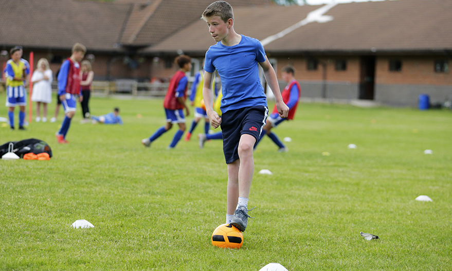 How using the sole of the foot can benefit players | The Boot Room