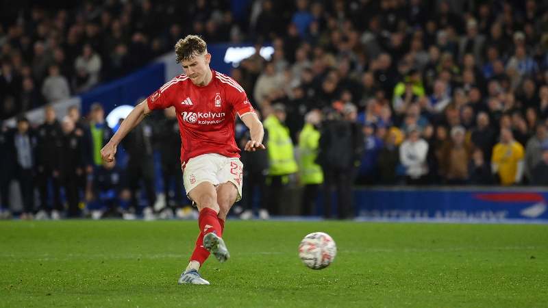 Nottingham Forest overcome Brighton to progress to the Emirates FA Cup ...