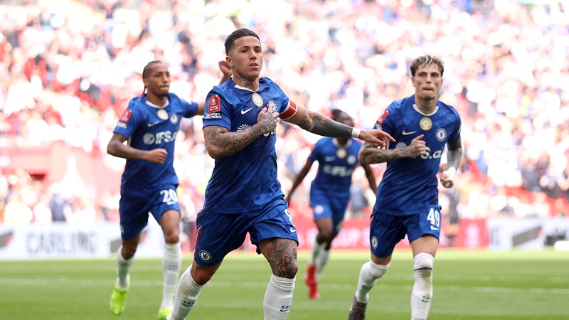 Enzo Fernandez heads Chelsea to the Emirates FA Cup final in a narrow ...