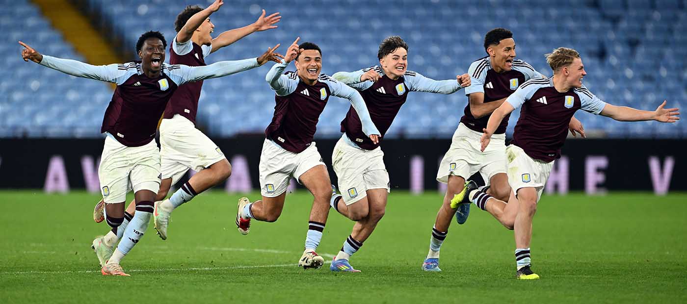 Aston Villa beat Manchester United in FA Youth Cup semi-final