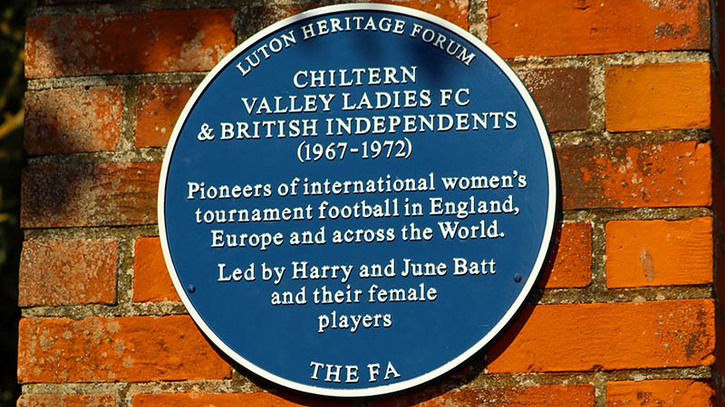 Blue Heritage plaque unveiled in Luton to honour women's football ...
