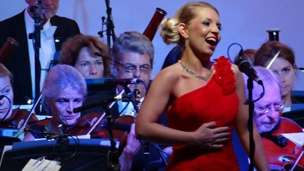 Emily Haig to sing national anthem on Non-League Finals Day